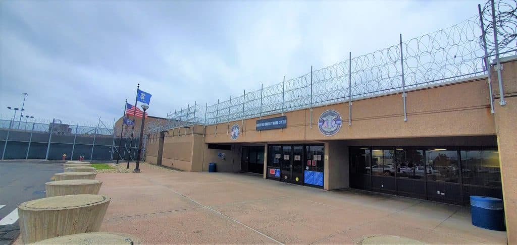CT Correctional Centers | Inmates in CT | Call Bondsman Now