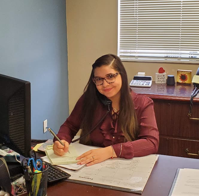 Stephanie Cruz | Find Bilingual Agent | Fast 24/7 Bail Payments